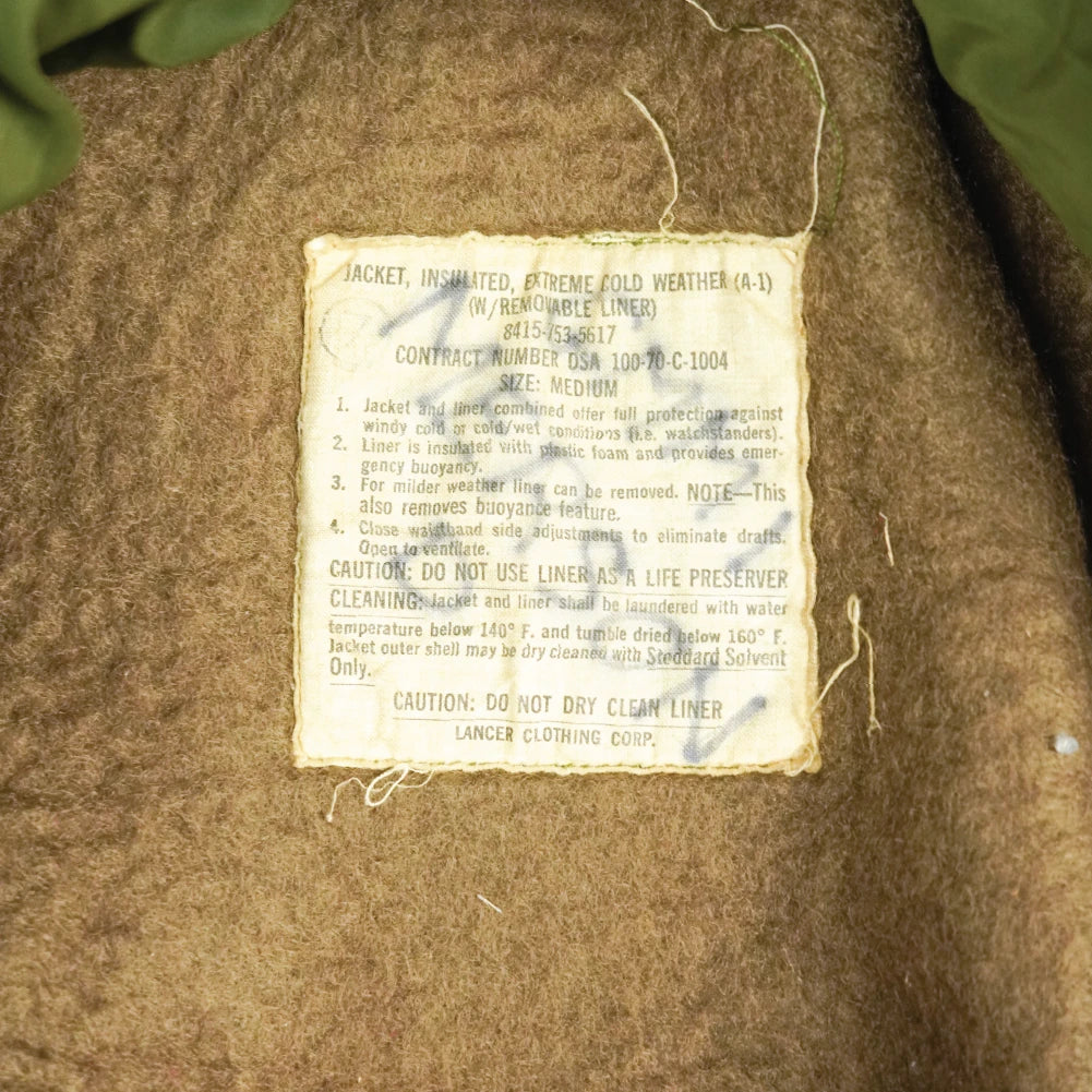 US A-1 Extreme Cold Weather Insulated Jacket - Medium